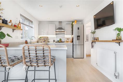 Giles Guest Estate Agent