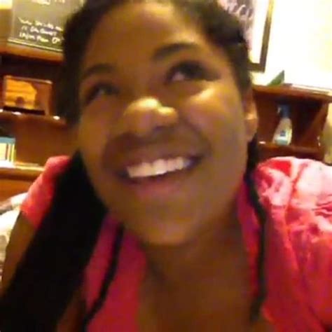 How Normal Girls Laugh Vs My Laugh Tumbex
