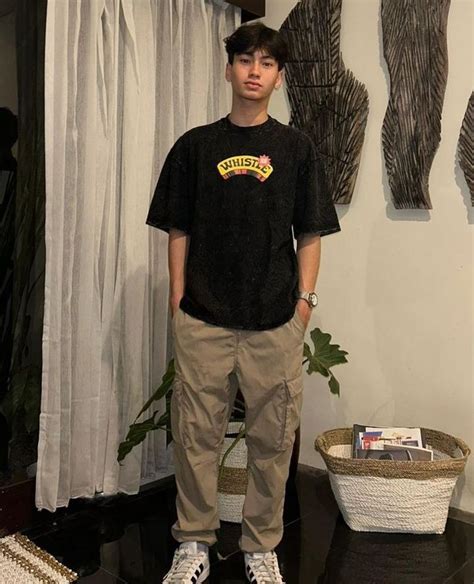 Gabriel Harun Magic Five Di 2025 Pria Tampan Gambar Putri Disney Fotografi Pria