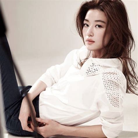 Jun Ji Hyun The Thieves