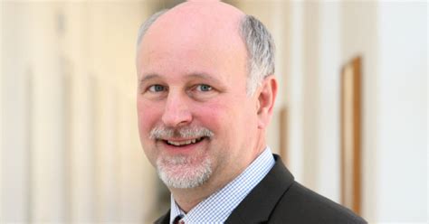 “여성 노동참여 늘리고 가족복지 확대… 그러면 청년들도 아이 낳으려할 것”[문화미래리포트 2023]