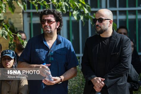 تصاویر چهره‌ها در مراسم خاکسپاری امین تارخ اشک های بی امان رضا