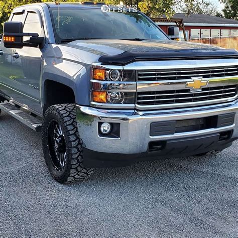 2016 Chevrolet Silverado 2500 Hd With 20x9 12 Havok H111 And 33 12