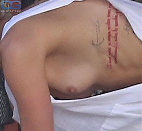 Amber Heard Nude Pictures Onlyfans Leaks Playboy Photos Sex Scene Uncensored