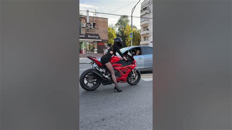 РЕАКЦИЯ на девушку на мотоцикле😁 мотоТаня Drivers Reaction To A Moto Girl Mototanya Youtube
