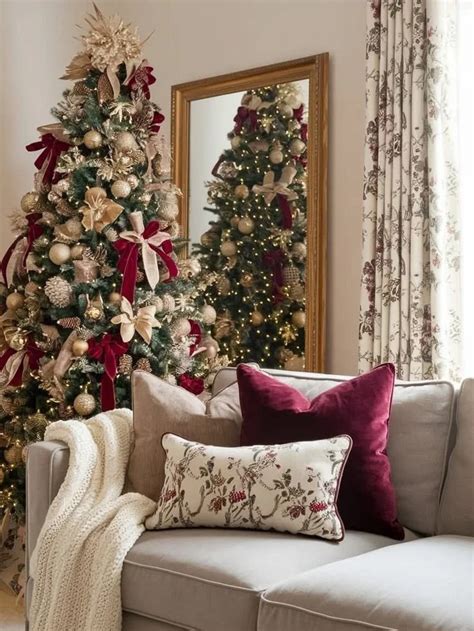 25 Glamorous Burgundy Christmas Tree Ideas For A Luxe Holiday Look