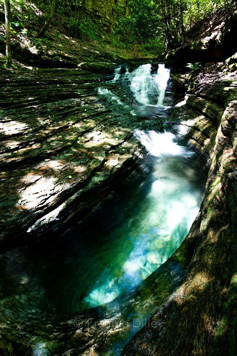 Devils Bathtubdevils Fork Loop Trailwaterfalltropical Blue Water