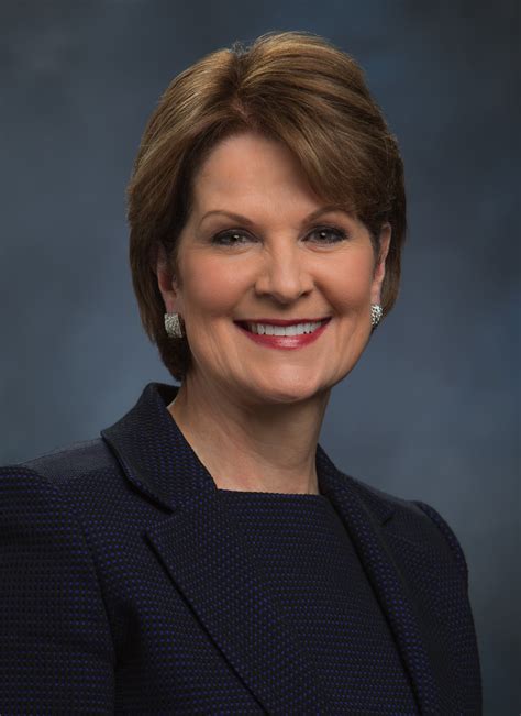 Lockheed Martins Marillyn Hewson Lessons She Learned Fortune