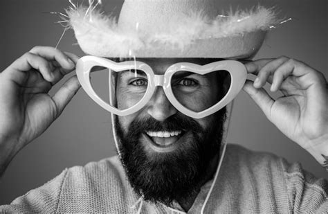 Premium Photo Bearded Man In Big Glasses Funny Guy In Big Eyeglasses