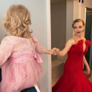 Meet Amanda Seyfrieds Daughter Nina Sadoski Seyfried Unexplored Details
