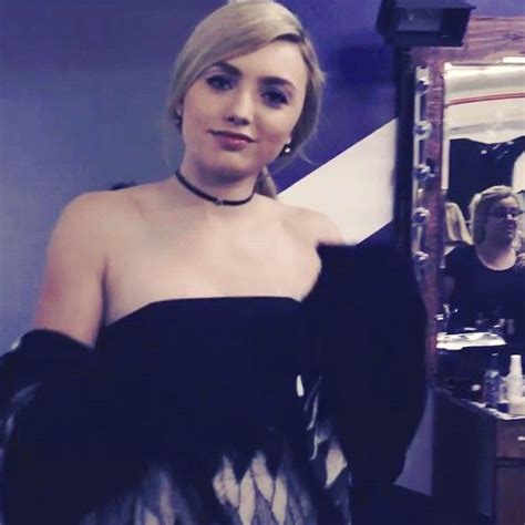 Pin Von Ishygonzo Auf Peyton List