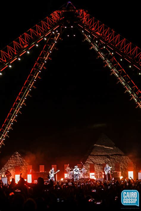 In Photos Rhcps Concert By The Great Pyramids Of Giza