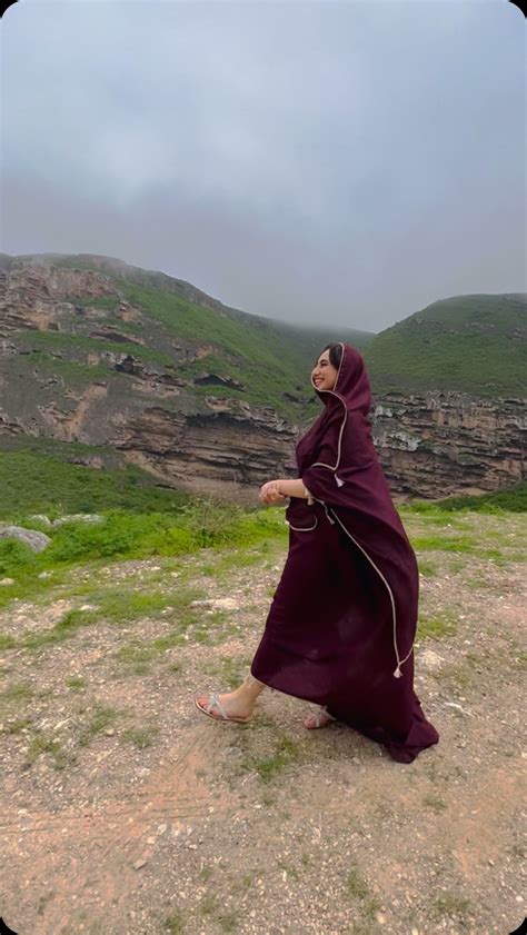 ‎lenaa Khaled لينا خالد‎ ‎هي ملفته مثل الكلام اللي على صمت المكان