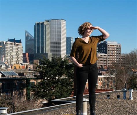 Roza Freriks So Vividly