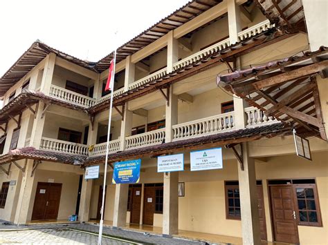 Yayasan Aji Mahasiswa Al Muhsin