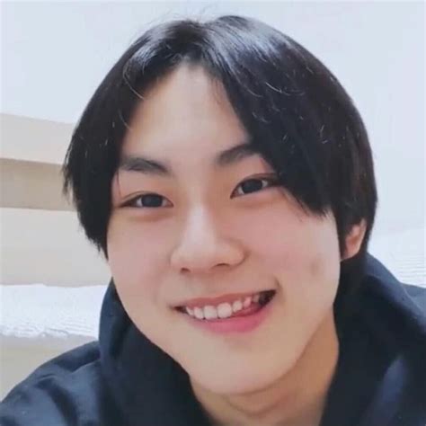 Pin De Azul Alexaa Em Sungwon