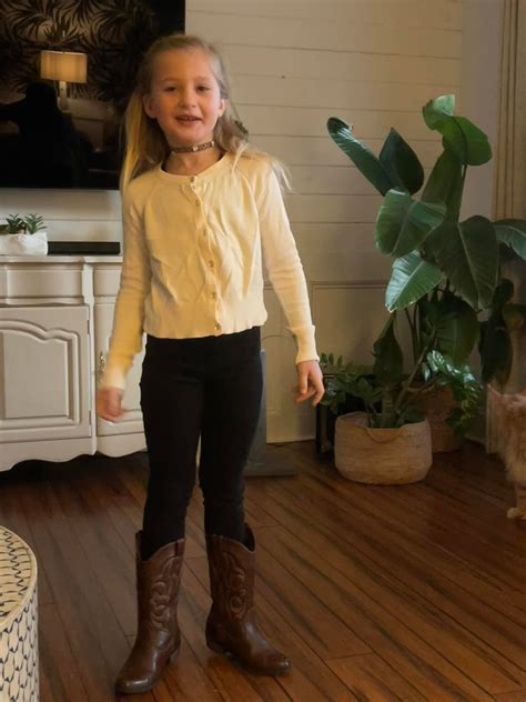 Kellie Jo Thomas Thekelliejothomas • Instagram Photos And Videos