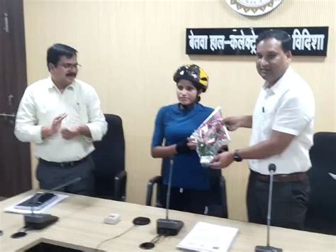 National Cyclist Asha Malviya Started Her Journey नेशनल साइकिलिस्ट आशा मालवीय ने शुरु की