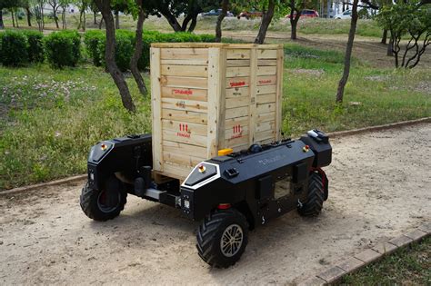 Outdoor Mobile Robots Definition And Key Technical Requirements Robotnik