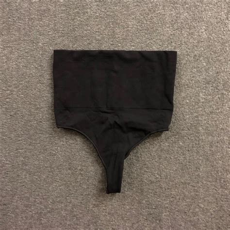Skims Kim Kardashian Core Control Thong Color Onyx Size Sm Sh Thg 0108