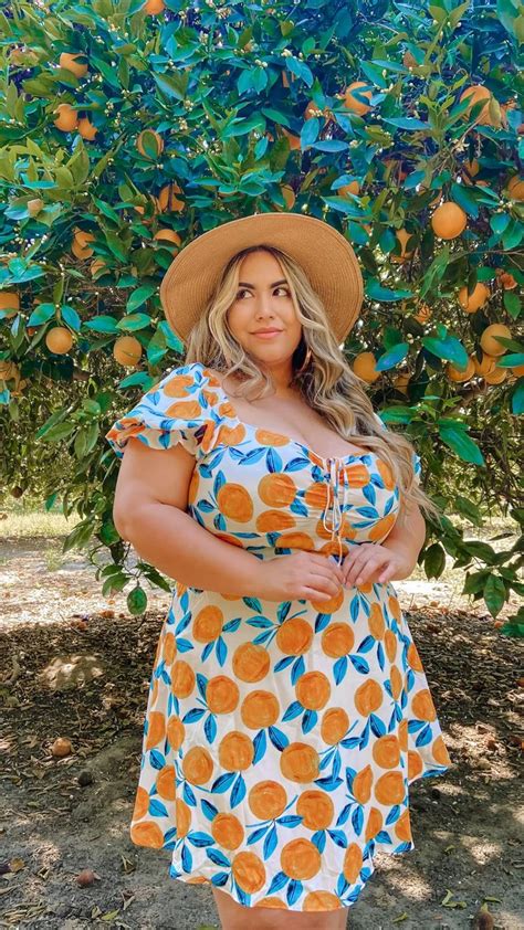 Plus Size Curvy Spring Fashion Style Inspo Plus Size Summer Outfit Plus Size Fashion Curvy