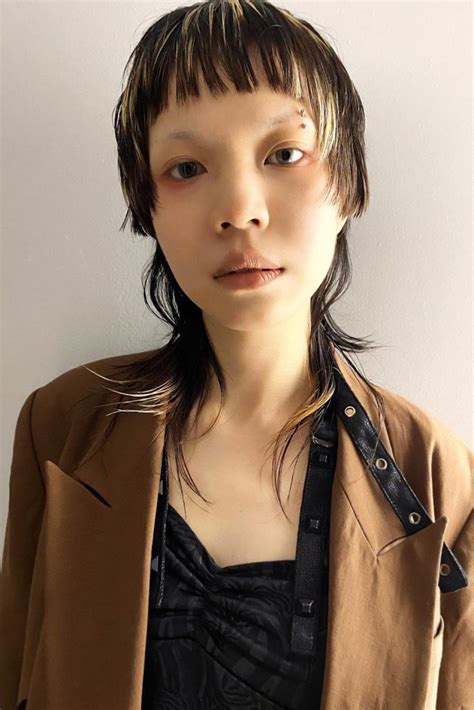 The Jellyfish Haircut For A Playful And Whimsical Look