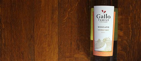 Moscato Archives | WEINSNOB
