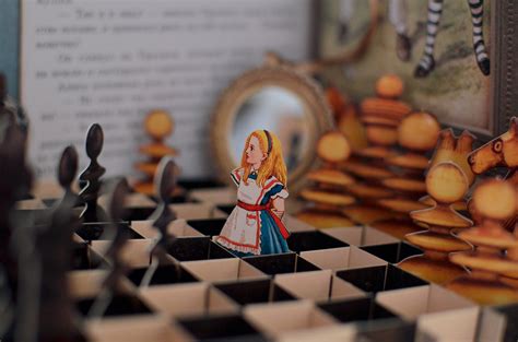 Алиса в Зазеркалье. Удивительная шахматная партия и сказка-нонсенс