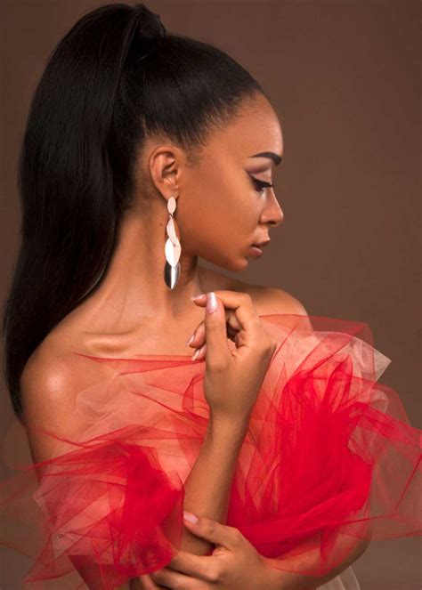 Anna K Creative Models International Photomodel Model