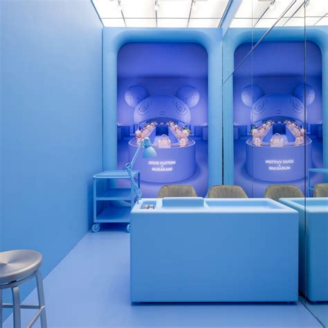 Louis Vuitton Flagship Construction Disguised As Stack Of Luggage Trunks