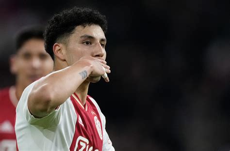 Cómo fue el primer gol de Jorge Sánchez con el Ajax Infobae