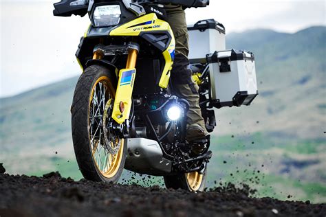 2025 V Strom 1050 Suzuki Canada Inc