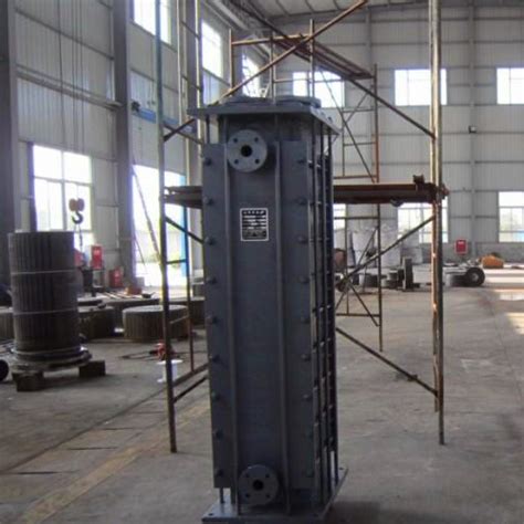 石墨换热器 石墨冷凝器 石墨加热器 石墨蒸发器 石墨降膜吸收器 列管式石墨换热器 河南中氟环保设备有限公司