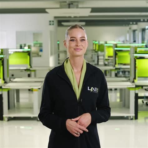 Ursula Herrmann On Linkedin Discover Hidden Defects Dive Into Sem And Edx To Analyze Electronic…