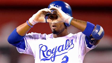 Royals Reportedly Re Sign Alcides Escobar And Heres Why Thats Hard To