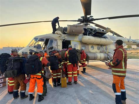 Сэлэнгэд гарсан ОЙ ХЭЭРИЙН ТҮЙМРИЙГ цэргийн нисгэгч нар унтраалцлаа