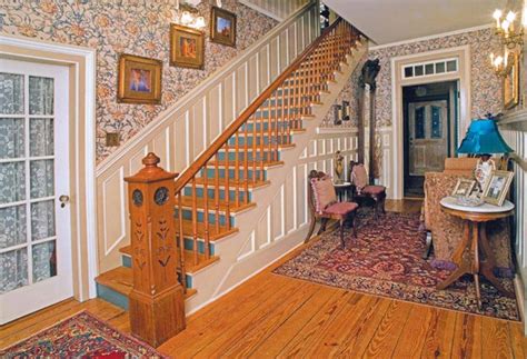 100 Victorian Wallpapers