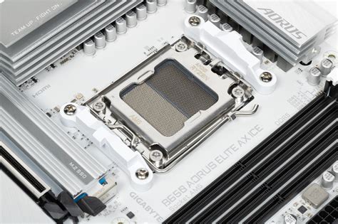 Обзор материнской платы Gigabyte B650 Aorus Elite AX Ice на чипсете AMD B650