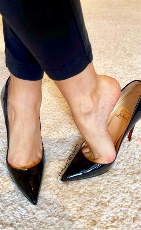 Pin By Jose Manuel Zorrilla On Dangling In Sexy Black Heels Leather High Heels Fun Heels