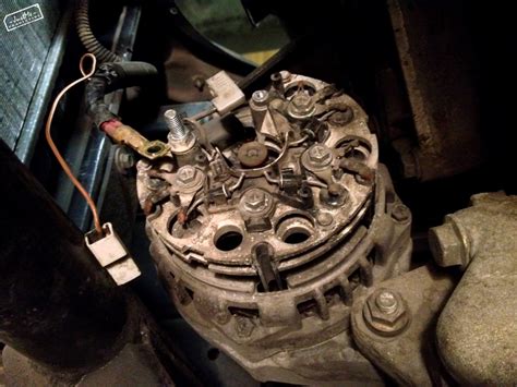 Трехуровневый регулятор напряжения — Lada Приора седан, 1,6 л, 2008 ...
