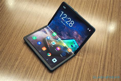 TCL Showed Me Its Foldable Phone Prototypes Now I M Excited