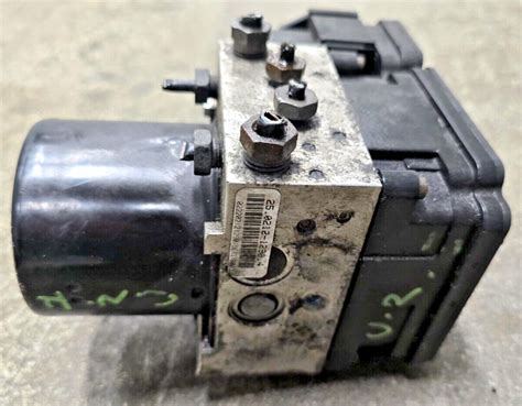 09 2009 Ford Escape Mercury Mariner Antilock Abs Pump Brake Module 9l84