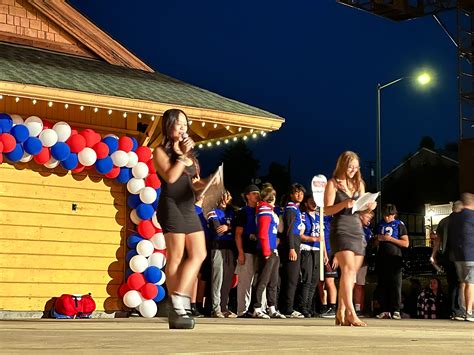 Video Folsom High School Homecoming Parade Brings Hometown Energy To Sutter Street Folsom Times
