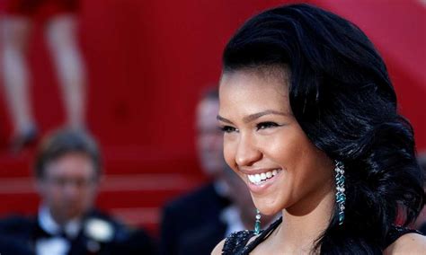 The Diddy Trial Ex Girlfriend Cassie Ventura Breaks Down In Court