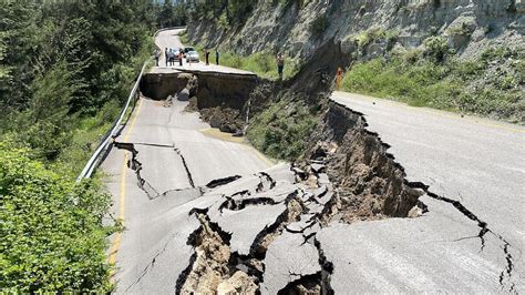 تصاویری از فرونشست وحشتناک و عمیق زمین در شیراز فیلم