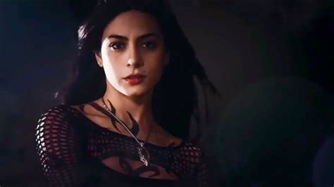 Shadowhunters Intro Izzy Schwester