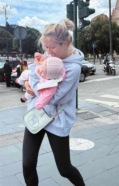 Daniil Medvedev And His Best Pics With Wife Daria And Daughter Alisa On