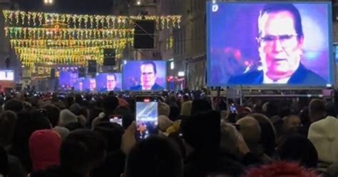 Видео Тито се обрати на дочекот на Нова Година Лудница во Сараево Реален Медиум за Реални