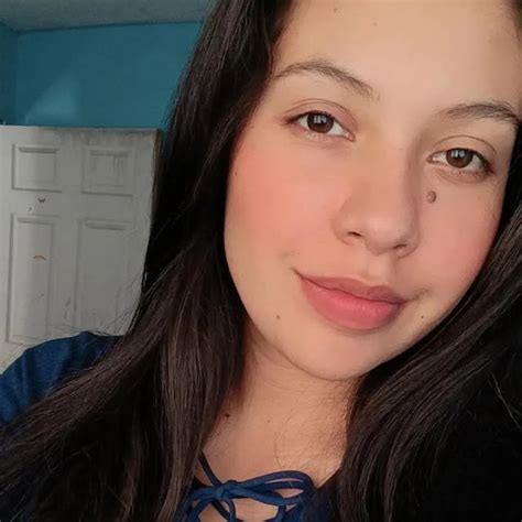 Annelys Bonilla Bonilla 1003 • Threads Say More