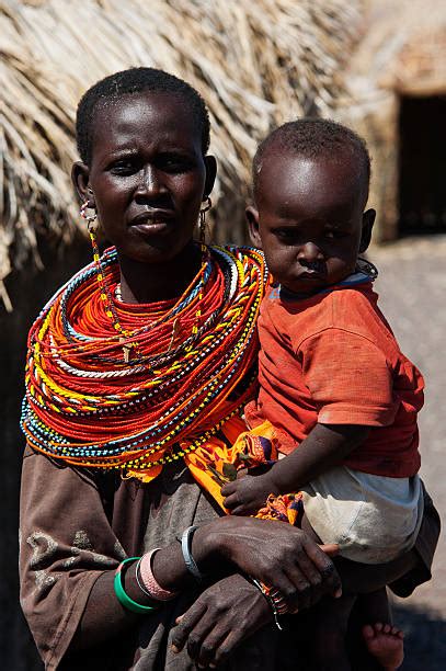 40 El Molo Tribe Foto Foto Stok Potret And Gambar Bebas Royalti Istock